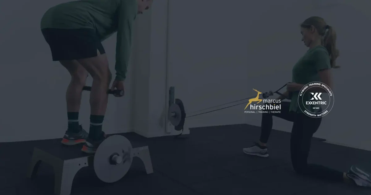 [German] Lower Back Rehab-Prehab Using Flywheel Training | Exxentric