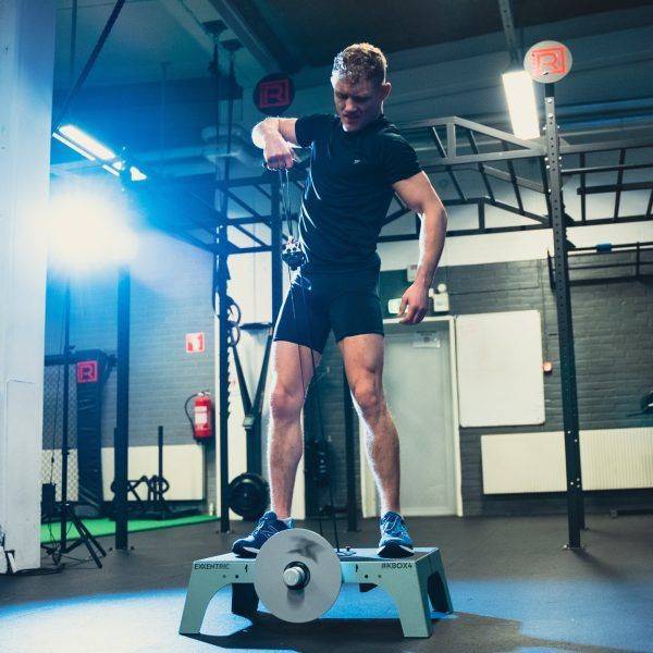 Why Flywheel Training Is A Strong Match For Ice Hockey Players | Exxentric